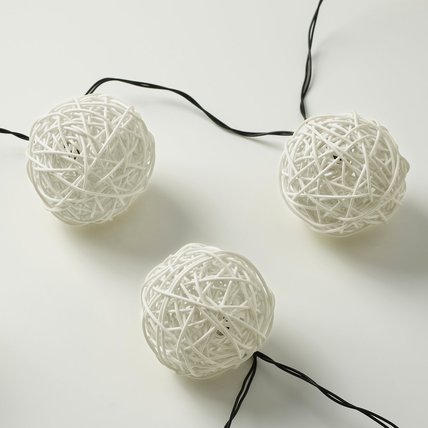 SOLVINDEN LED lighting chain with 12 lights battery-operated/white - IKEA