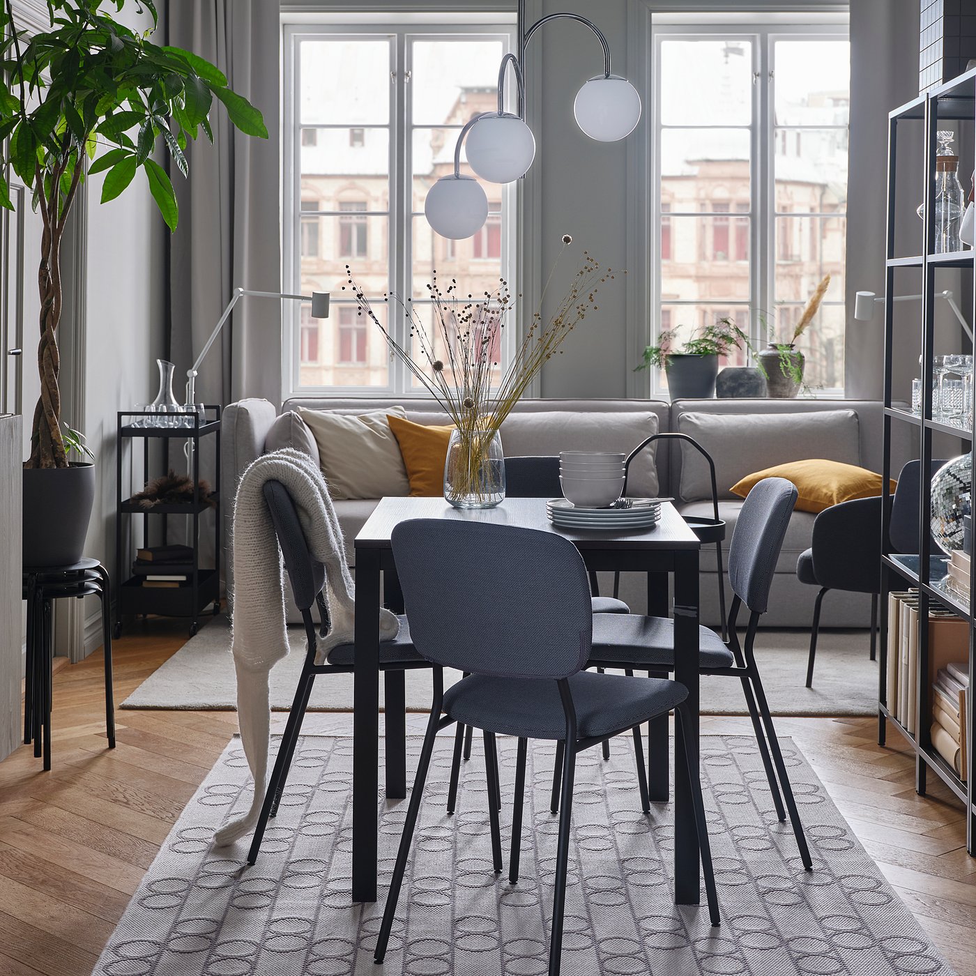 VANGSTA extendable table black/dark brown - IKEA
