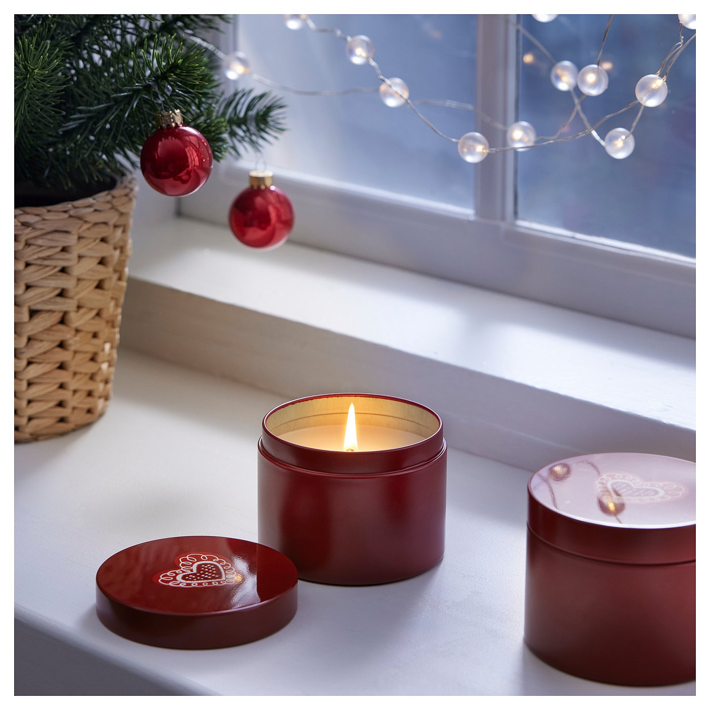 VINTERFINT scented candle in metal tin Cinnamon & sugar/red - IKEA